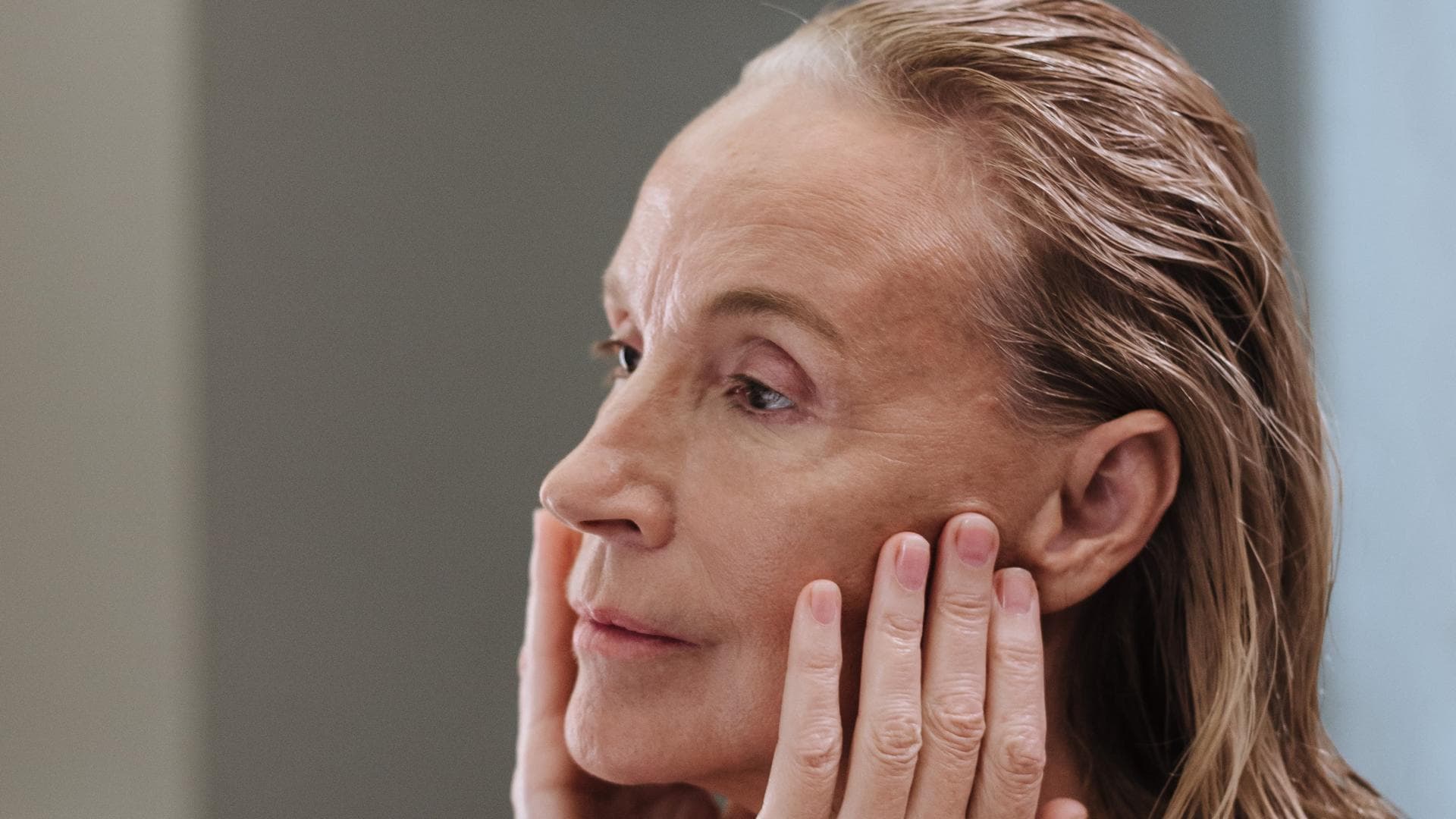 Reife Haut: So sieht die perfekte Skincare-Routine aus
