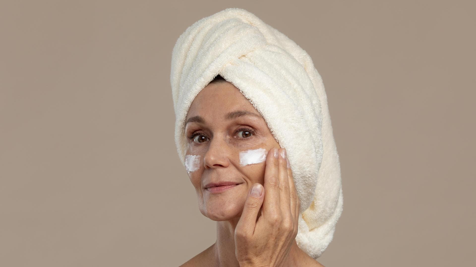 5 Anti-Aging-Gesichtscremes aus der Apotheke, die wir lieben
