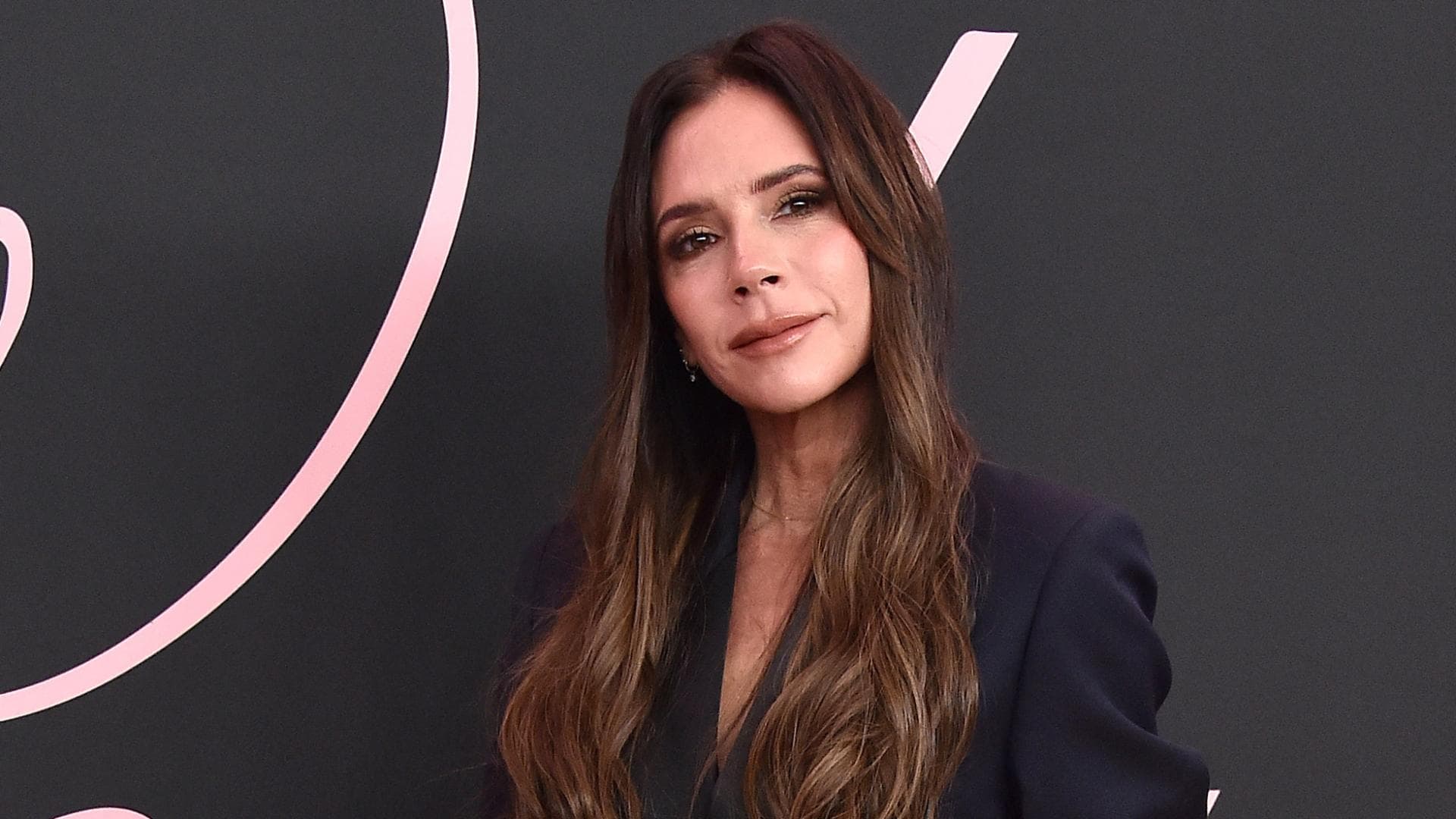 Victoria Beckham verkauft alle 30 Sekunden einen Kajal – Rekordjahr für ...