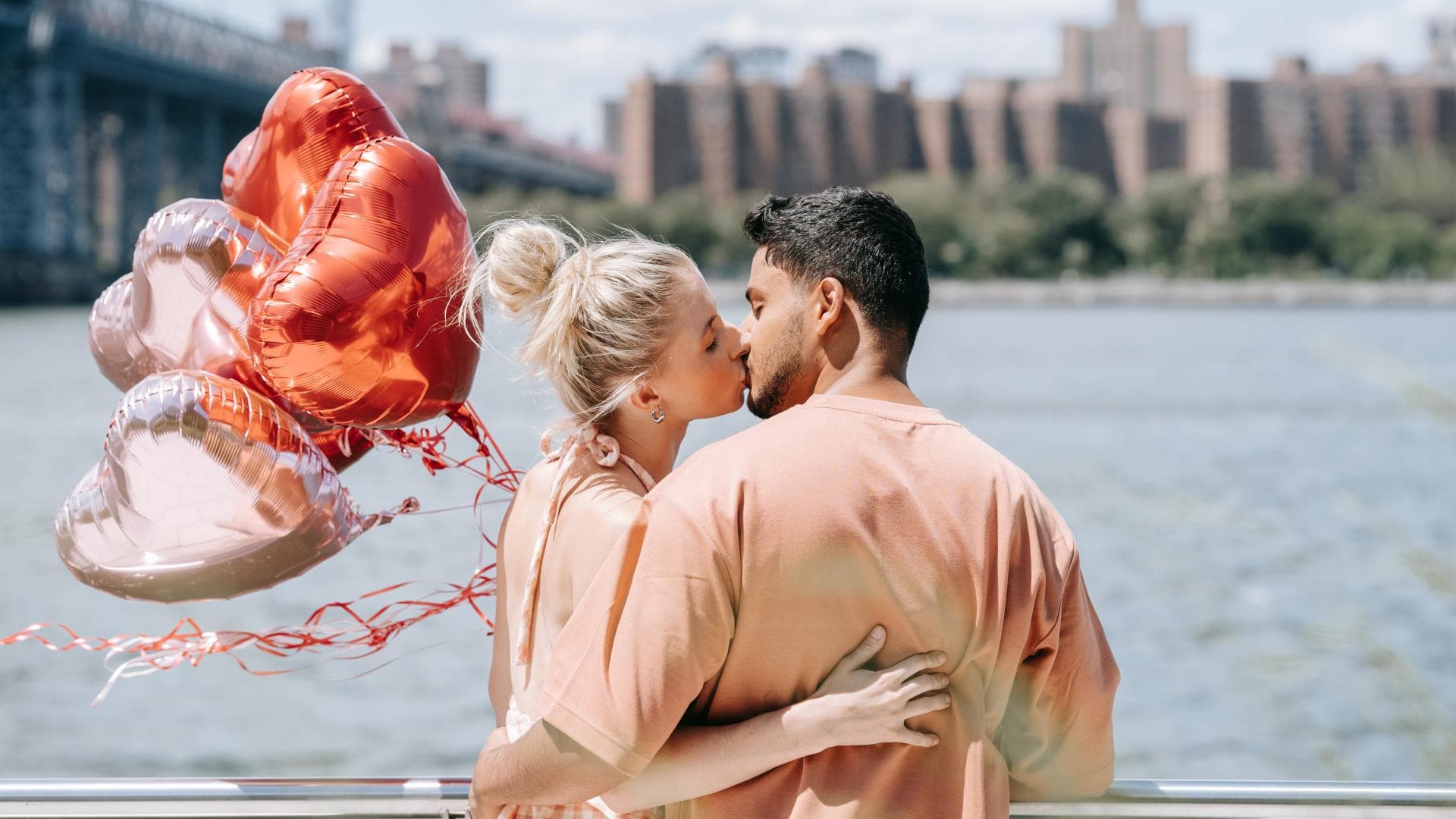 Valentinstag Ideen: So überraschst du deinen Schatz