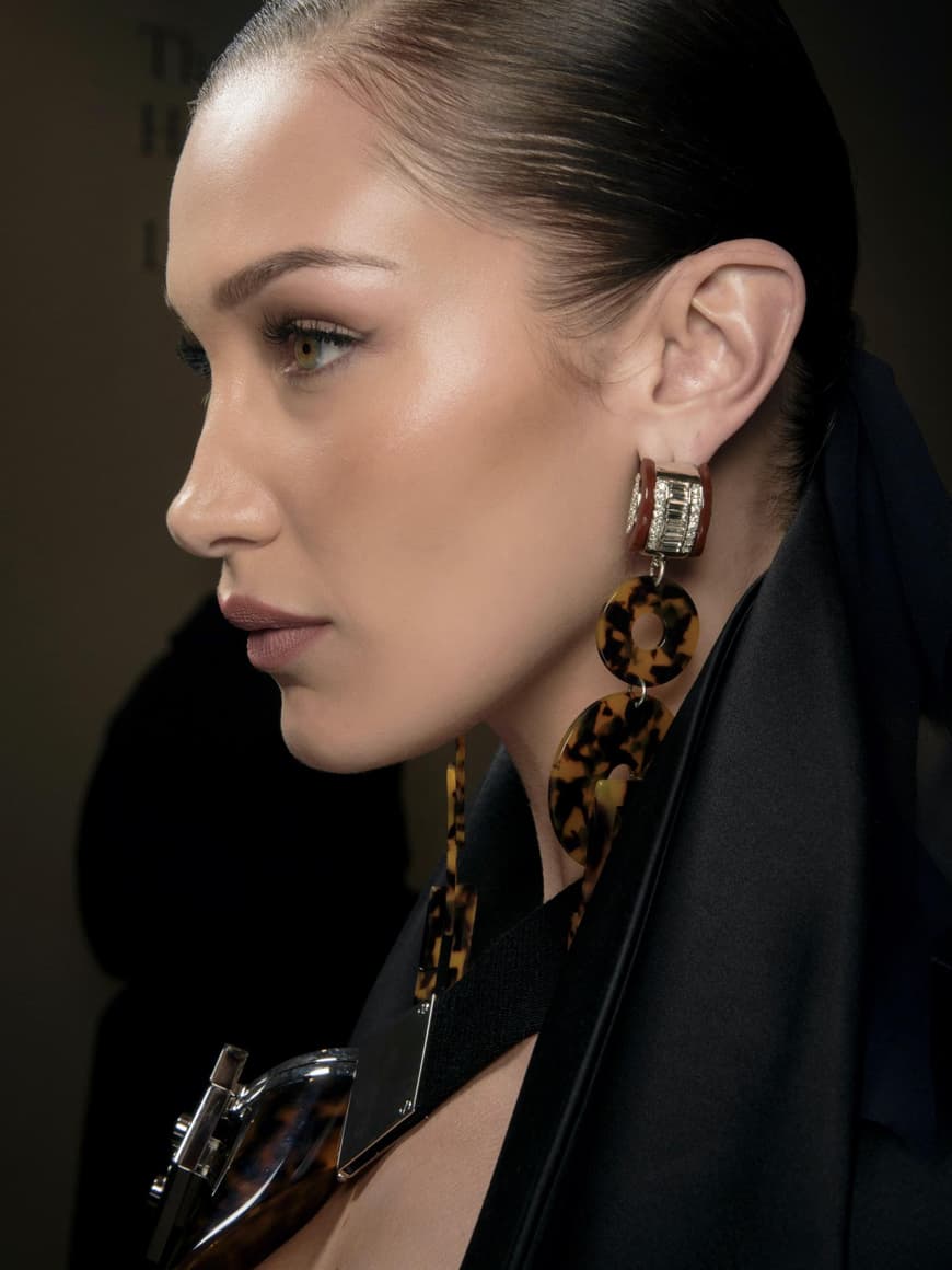 Make-up-Trick: Jaw Highlighting sorgt für schöne Gesichtszüge