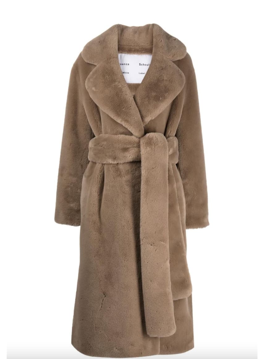 Mode-Trends 2023: Fake Fur Mäntel müssen SO aussehen, um jetzt wirklich angesagt zu sein