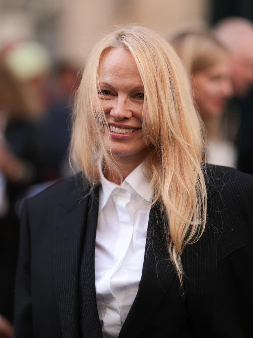 Frisuren-Trends 2024: Mit den "Chin Bangs" starten wir ins neue Jahr